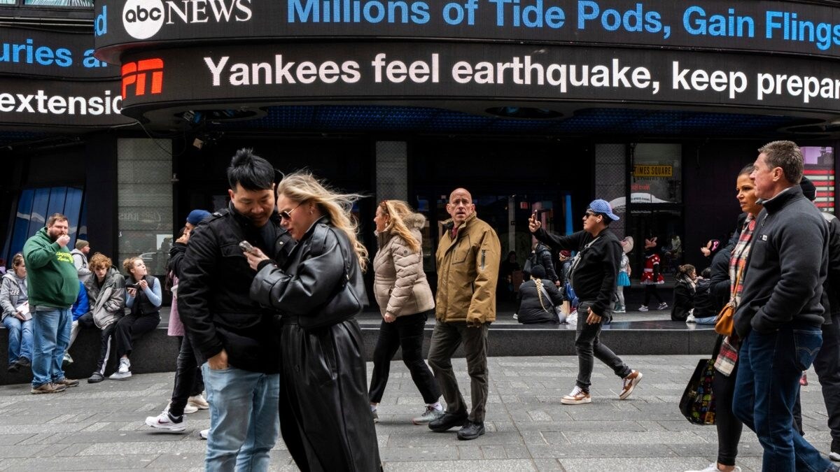 Videos: Statue Of Liberty Trembles, UNSC Session Gets Interrupted As ...