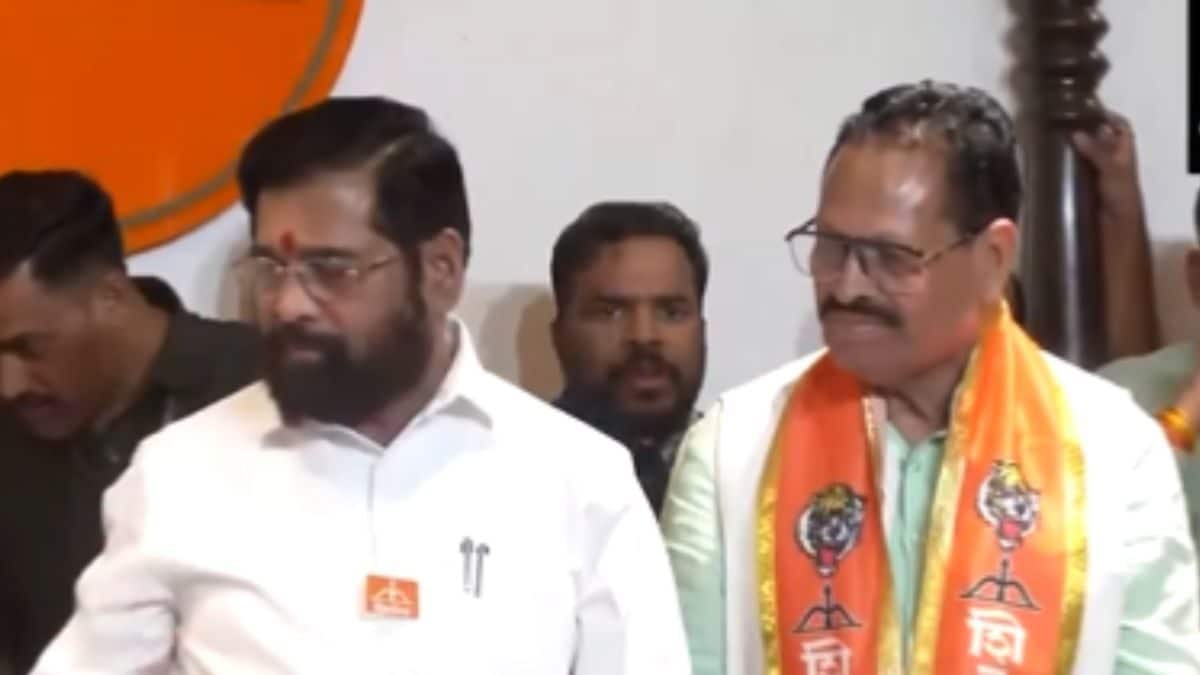 Setback to Uddhav Camp as Ex-minister Babanrao Gholap Joins Shiv Sena ...