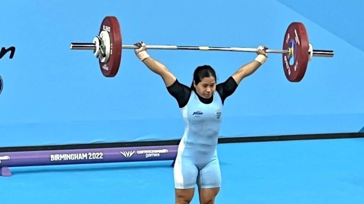 IWF World Cup: Weightlifter Bindyrani Devi Bags Bronze in Thailand ...