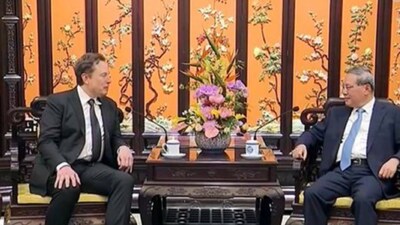 China Lifts Restrictions, Gives All Clear Nod for Tesla Cars as Musk ...