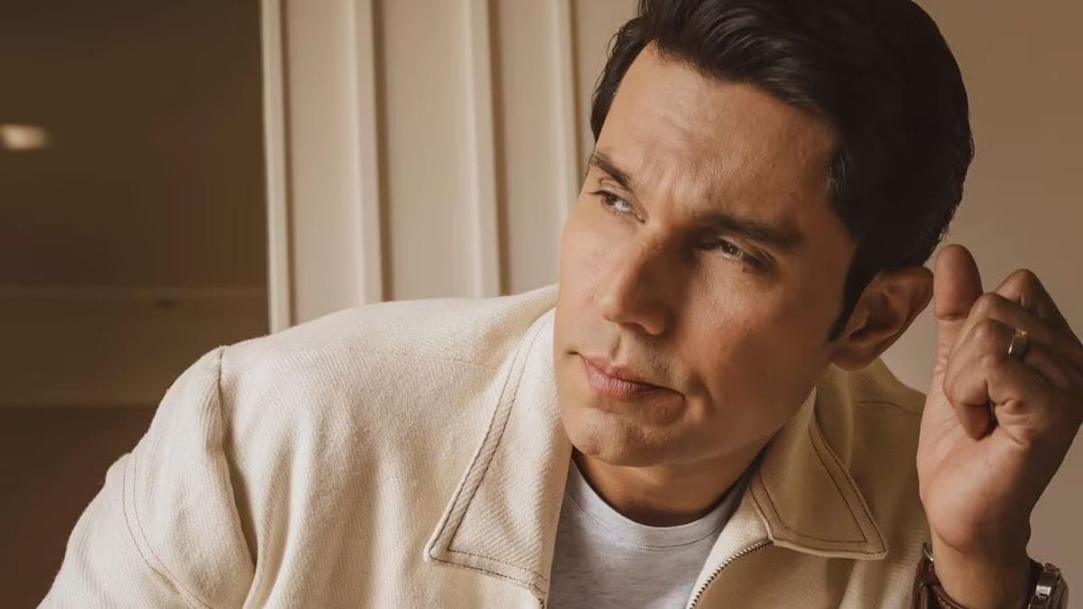 Will Randeep Hooda Join Politics? Actor’s Answer Goes Viral | Movies ...