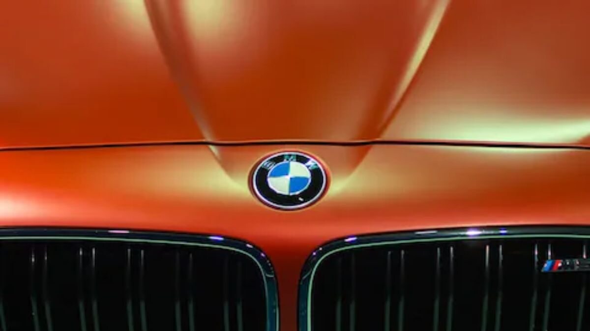 The Legacy Of BMW's Logo, A Journey From Aviation To Automobiles - News18