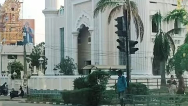 In Kerala's Palayam, Religious Institutions Stand As Icons Of Harmony ...