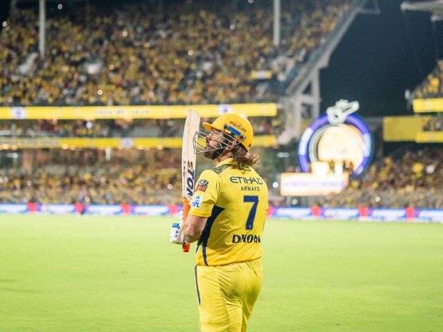 Watch: MS Dhoni Walks Out To Bat during CSK vs LSG at Chepauk, Fans Go ...