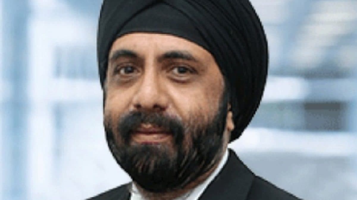 Paytm Payments Bank Crisis: Surinder Chawla Steps Down As MD & CEO ...