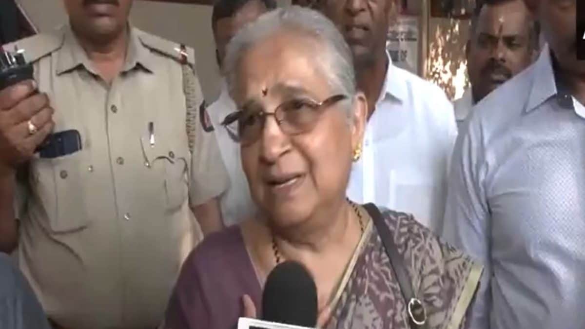 'Narayana Murthy Was In Hospital, Got Him Discharged’: Sudha Murty ...