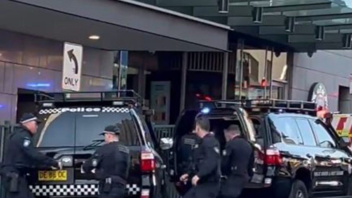 Sydney Mall Stabbing: Six Dead, Toddler Among Several Injured; Knifeman ...
