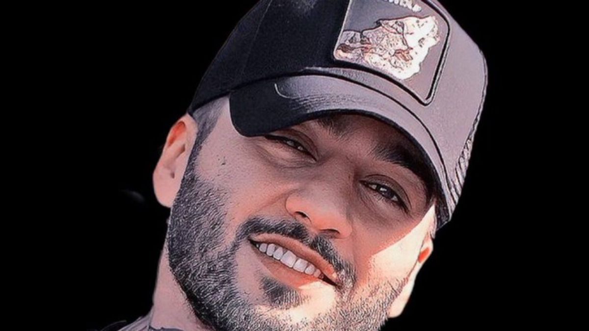 Who Is Toomaj Salehi? All About Iranian Rapper Sentenced To Death For ...