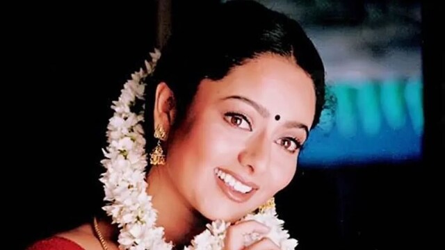 On This Day, 20 Years Ago, South Lost Actress Soundarya | Movies News ...