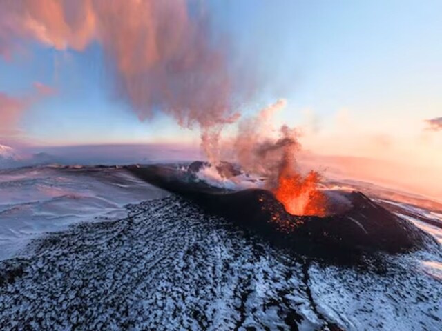 This Volcano In Antarctica Spews Gold Worth A Fortune Everyday - News18