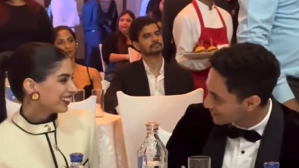 The Archies Reunion: Agastya Nanda, Khushi Kapoor Engage In Fun Banter ...