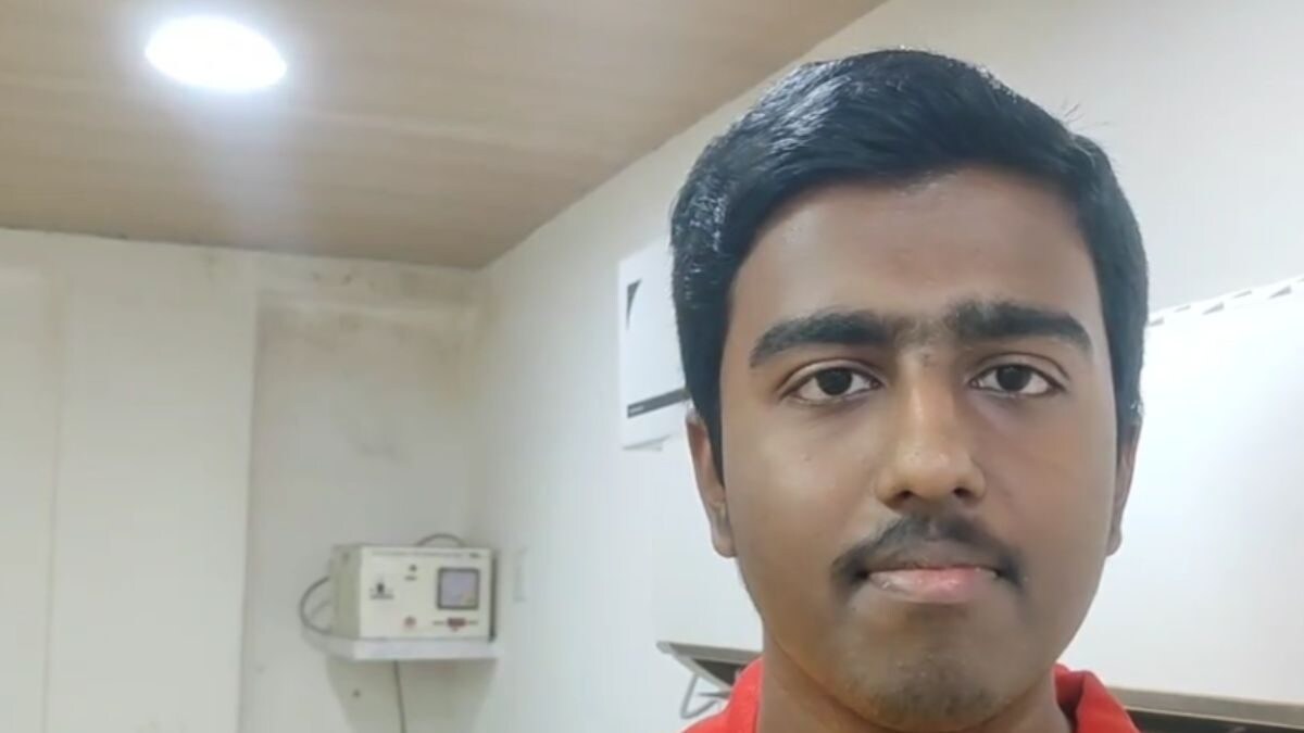 JEE Main 2024: Jharkhand's Koderma Boy Abhigyan Sinha Gets 99.93 Percentile - News18