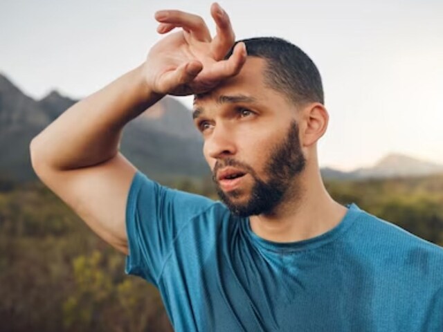 Facing Excessive Sweating? These 4 Simple Steps Should Help - News18