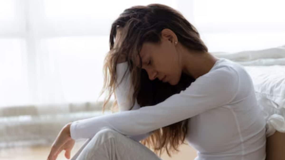 5 Signs Of Emotional Exhaustion And How To Deal With It | Lifestyle ...