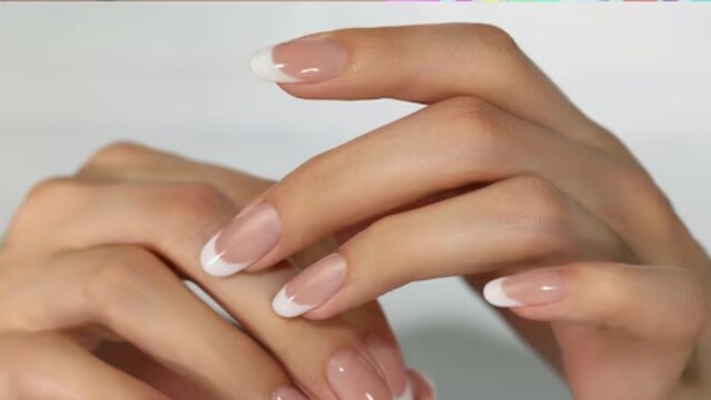 How New York’s ‘Hand Model’ Earns Rs 25 Lakh Per Year - News18