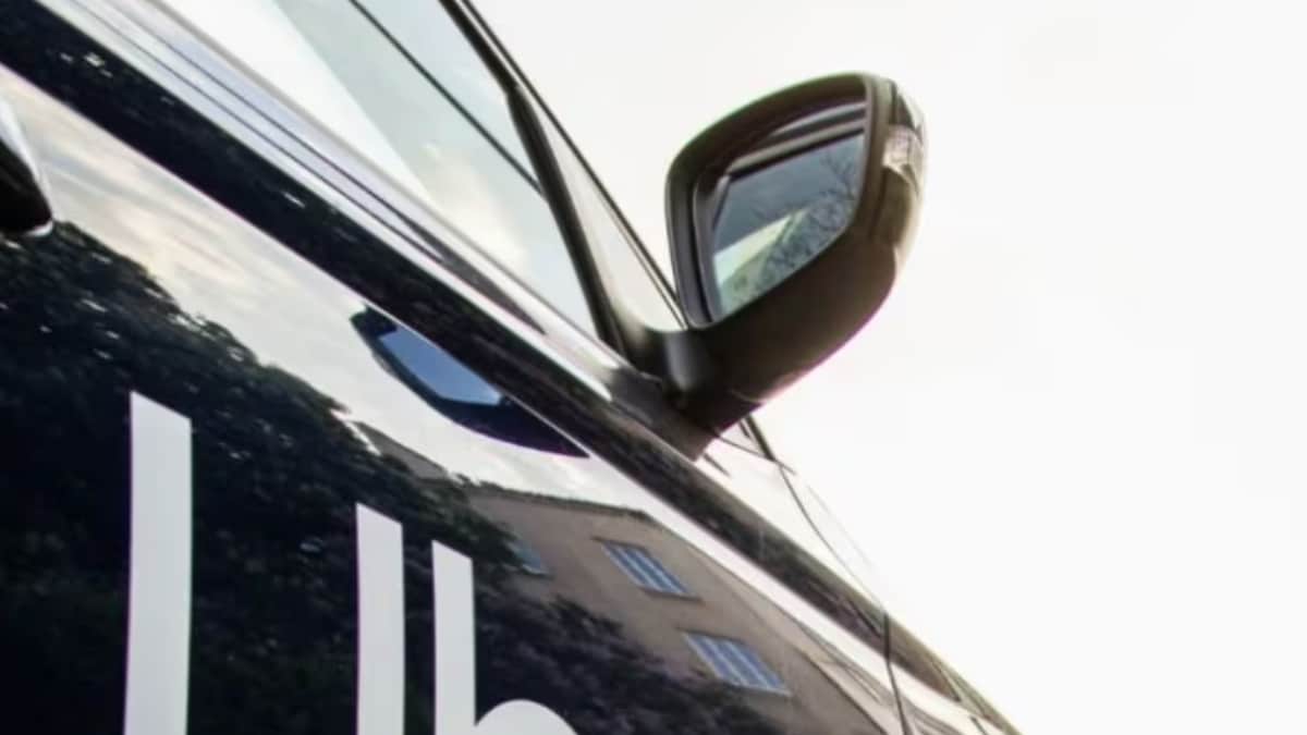 Uber To Now Offer Bus Services in Delhi, Gets Licence From Transport ...