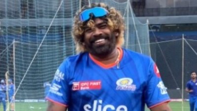 WATCH: MI Bowling Coach Lasith Malinga Schools Mumbai Indians Pacers In ...