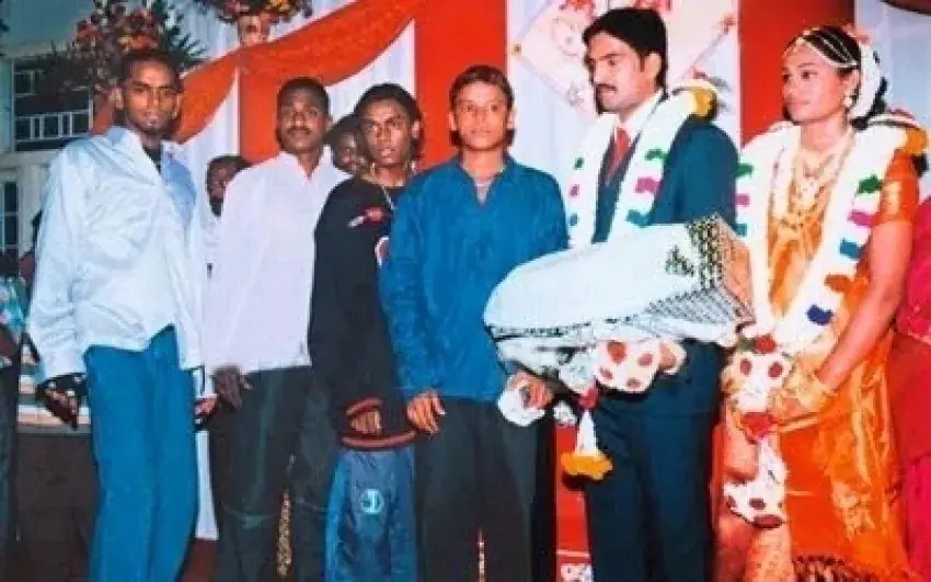 Old Pic Of Tamil Actor Santhanam's Wedding With Usha Viral | Movies ...