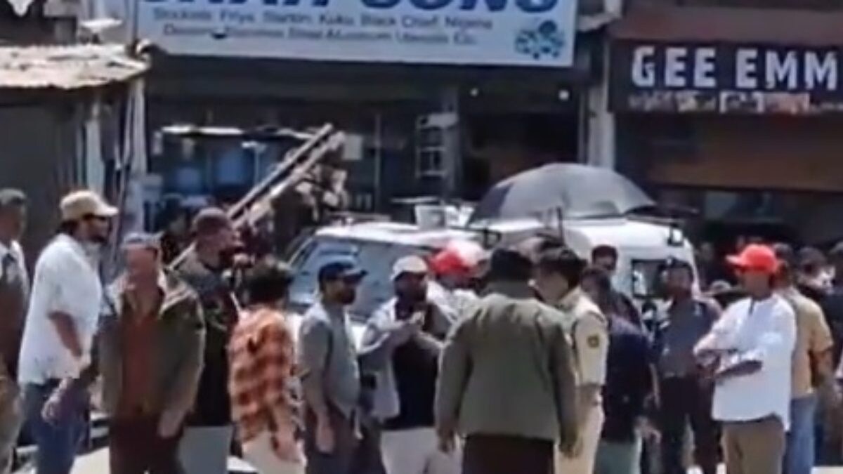 Ajay Devgn, Jackie Shroff Shoot For A Fight Scene For Singham Again In ...