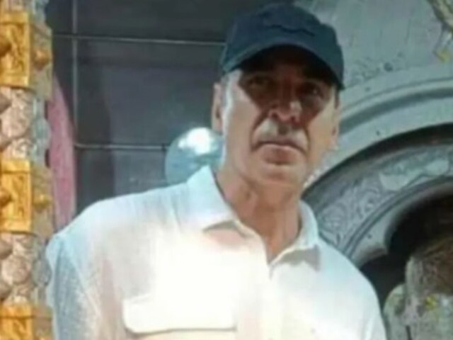 Akshay Kumar Offers Prayer At Brahma Temple In Pushkar Amid Film Shoot ...
