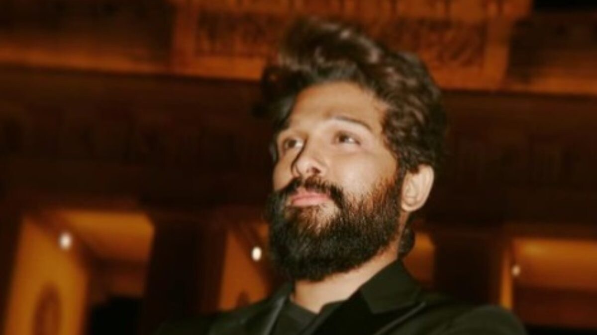 Allu Arjun Lands in TROUBLE, Pushpa Star Accused of Violating Model Code of Conduct During YSRCP ...