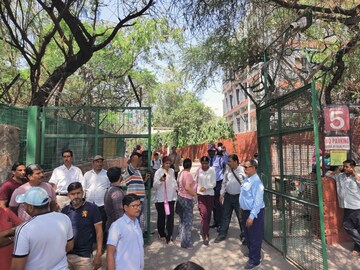 Bomb Threat in Delhi-NCR Schools: Security Beefed Up Across National ...