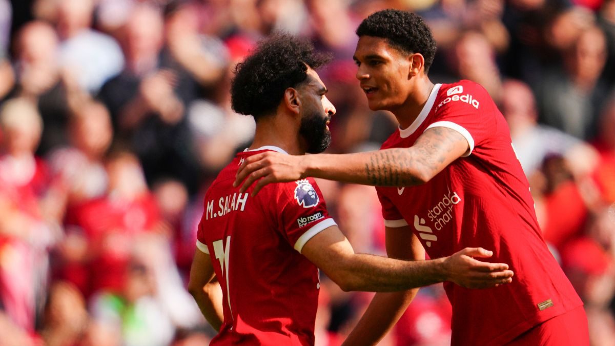 Premier League: Liverpool Run Riot Against Tottenham in 4-2 Win at ...