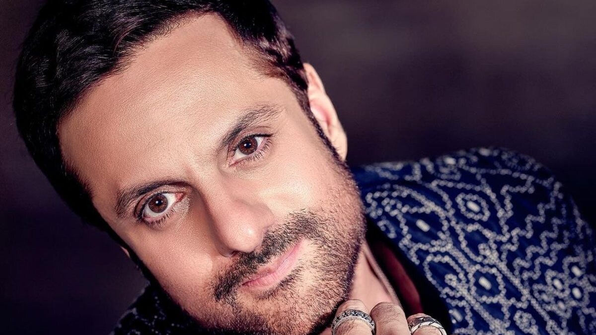 Fardeen Khan Opens Up On His Comeback With Heeramandi After 14 Years: 'I Feel Like a Newcomer ...