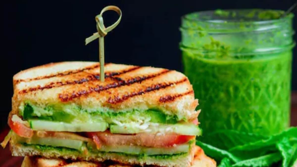 Looking For A Delicious Evening Snack? Try This Lip-smacking Green ...