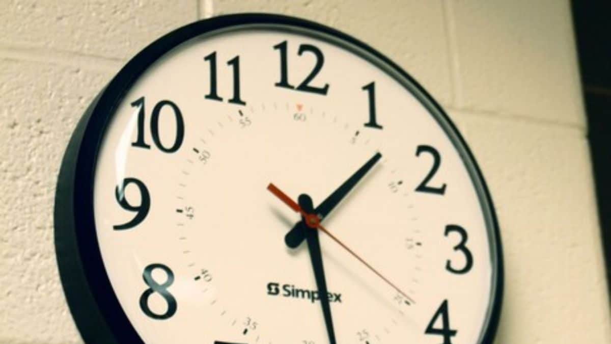 Why There Is A Ticking Sound In Clocks And Analogue Watches | Viral ...