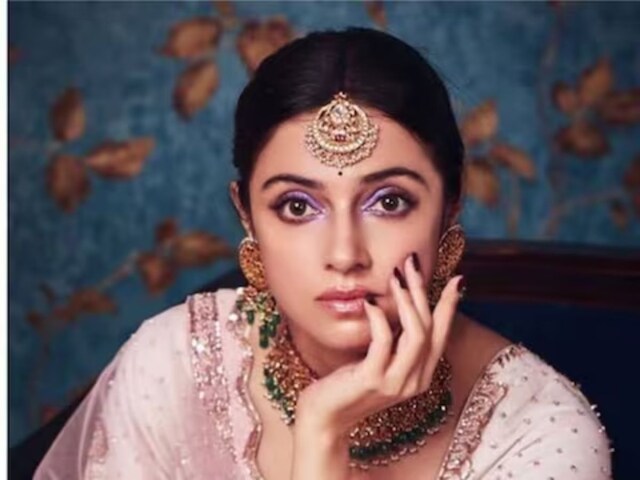 Divya Khosla Kumar Is All Praises For This Superstar Singer 3 ...