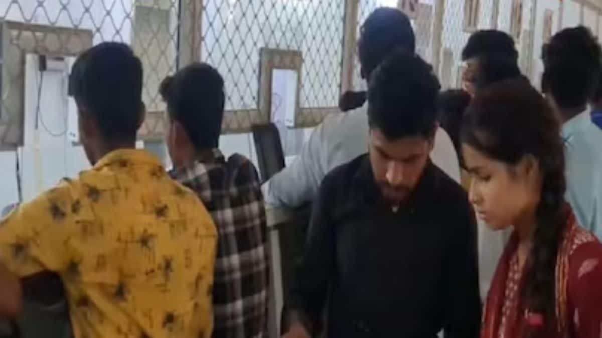 Bihar Student Credit Card Scheme: Certificate Case Issued Against 1,631 ...