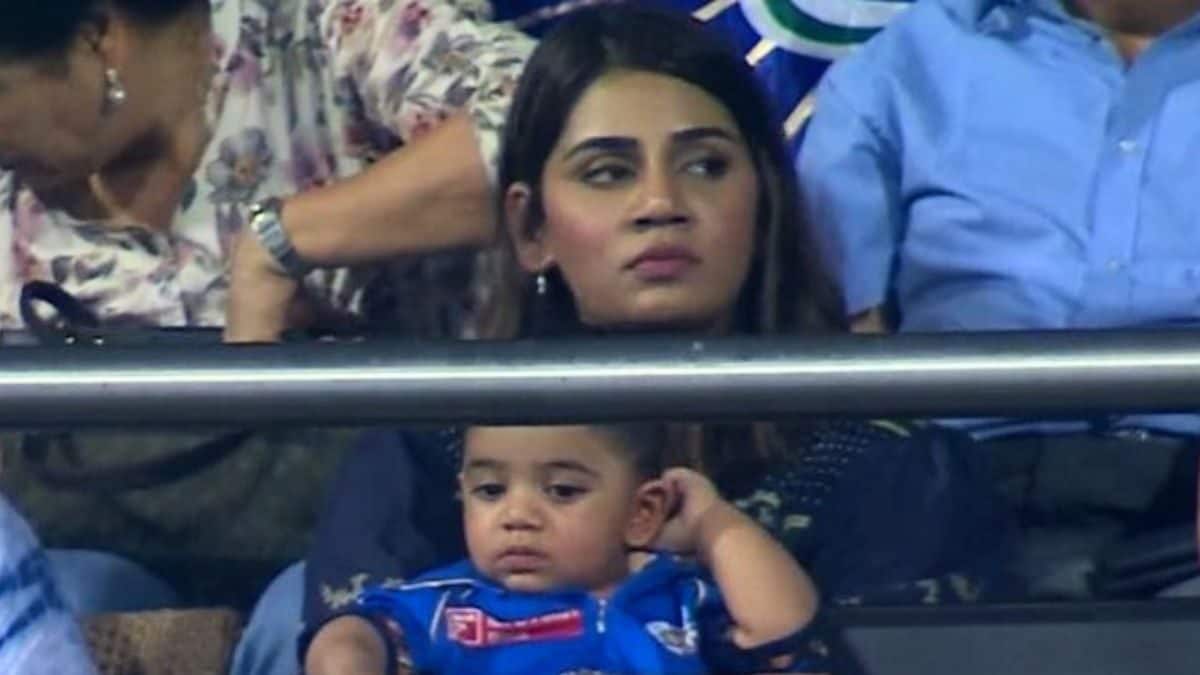 MI vs SRH: Jasprit Bumrah's Son Angad Makes First Public Appearance, Photos Go Viral | Cricket ...