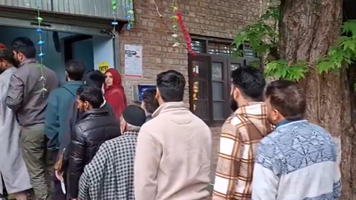 Voting Out Urban Apathy: How ECI Checkmated 'Long Weekend Planners ...