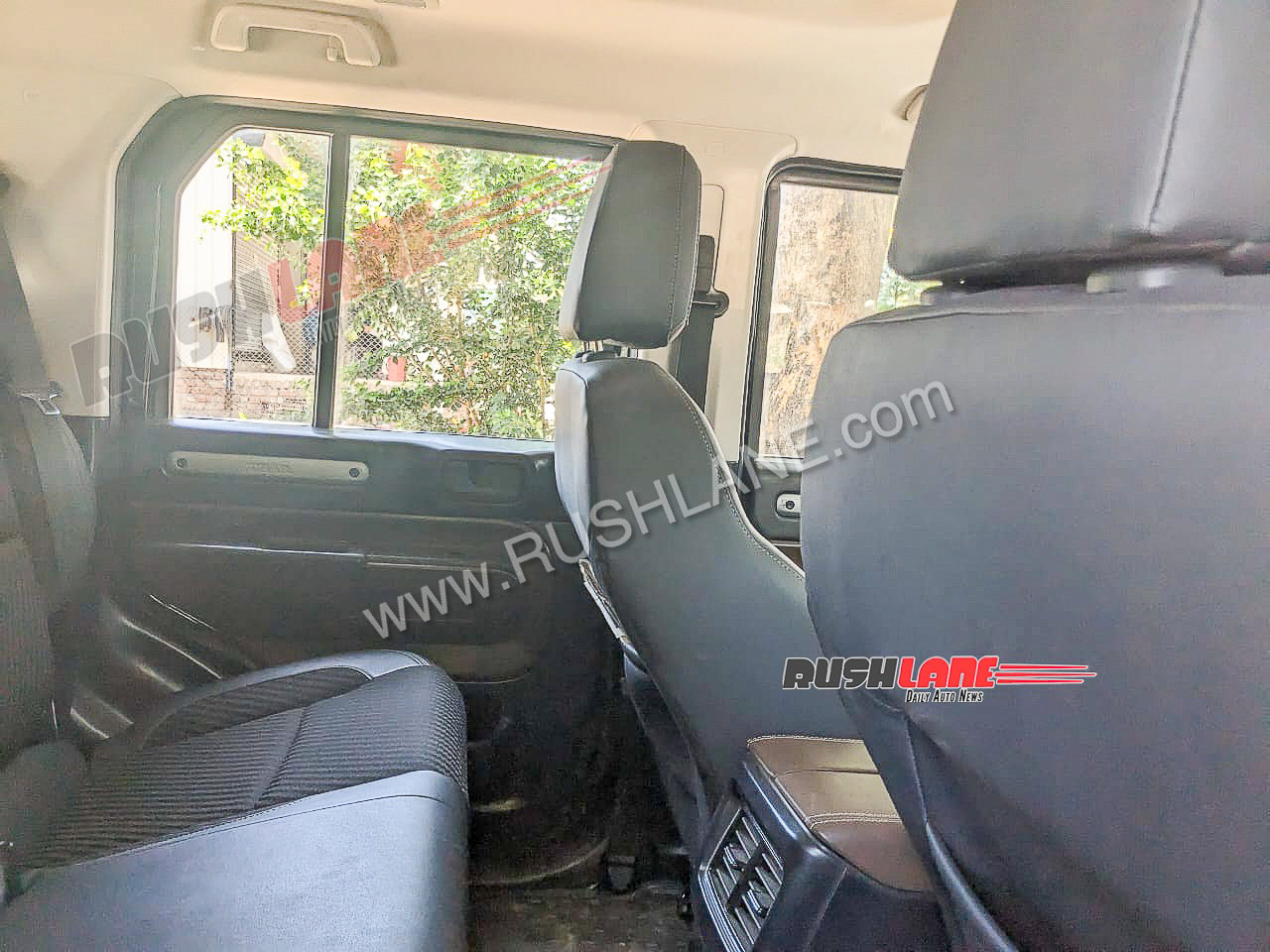 2024 Mahindra Thar 5 Door Rear Legroom, Cabin, Top Features Revealed ...