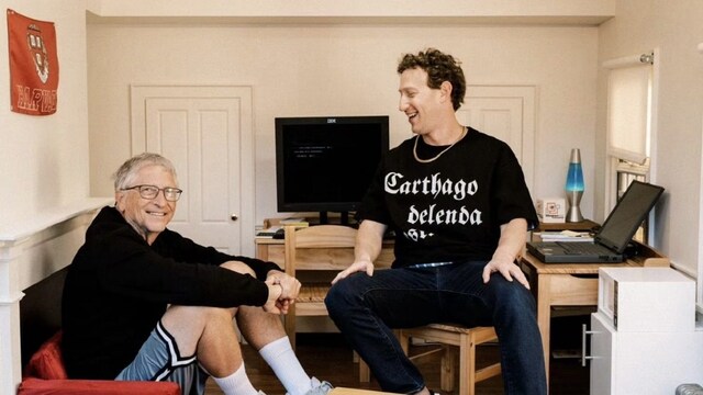 A Photo Worth $296 Billion: Mark Zuckerberg, Bill Gates Clicked ...