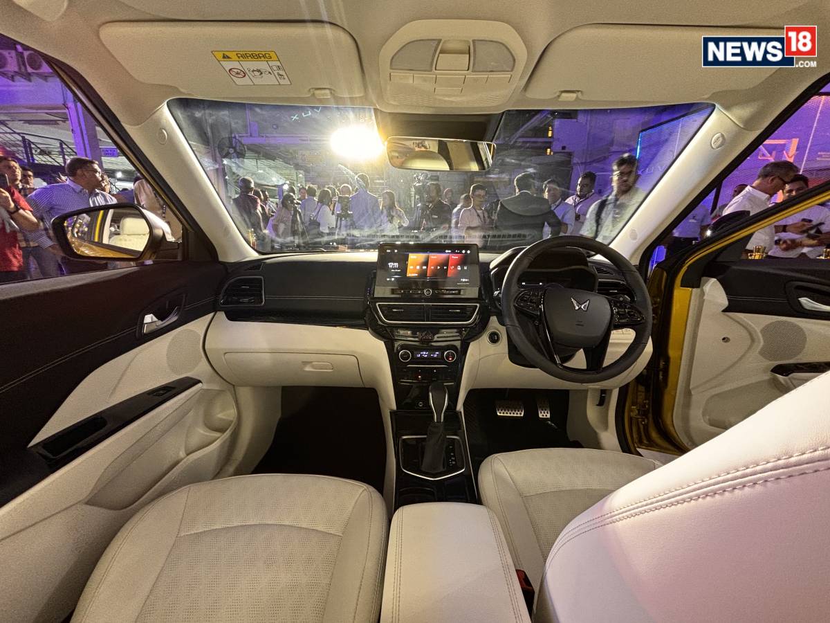 Mahindra XUV 3XO in Pics: See Design, Features, Interior and More in Detail
