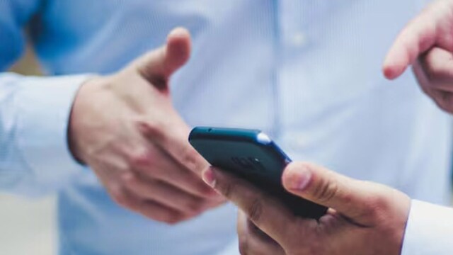 Man Reveals What It Is Like To Work With His Mother In The Same Company ...