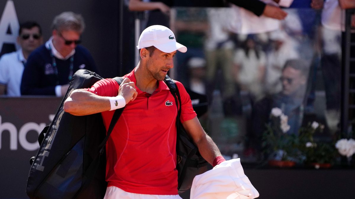 Novak Djokovic Suffers Shock Defeat in Rome After Being Hit on Head by ...