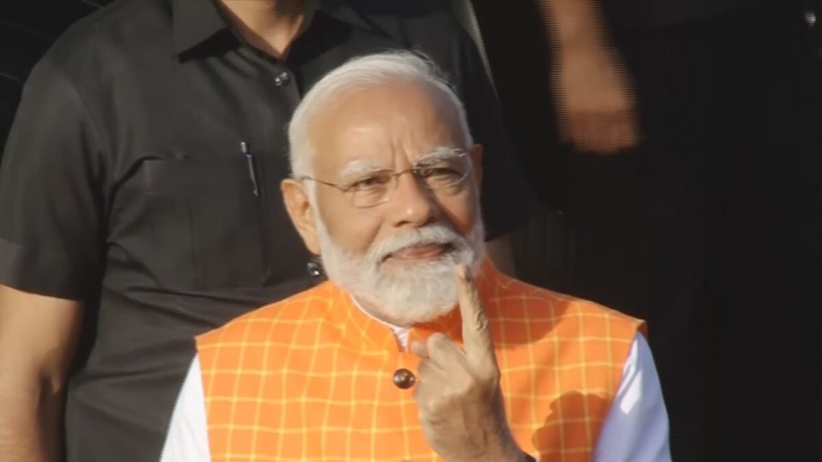 PM's Brother Somabhai Modi Turns Emotional, Remembers Mother on Polling ...