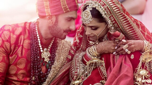 Deepika Padukone, Ranveer Singh Marriage in Trouble? Couple In Happy ...