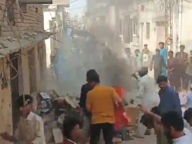 100 Arrested In Pakistan For Assaulting 2 Christian Men On Allegations ...