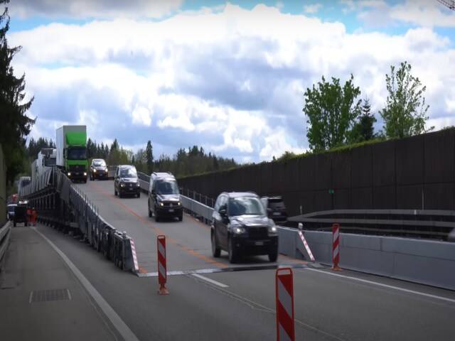 Mobile Bridge Keeps Traffic Flowing While Switzerland’s Busiest Highway ...