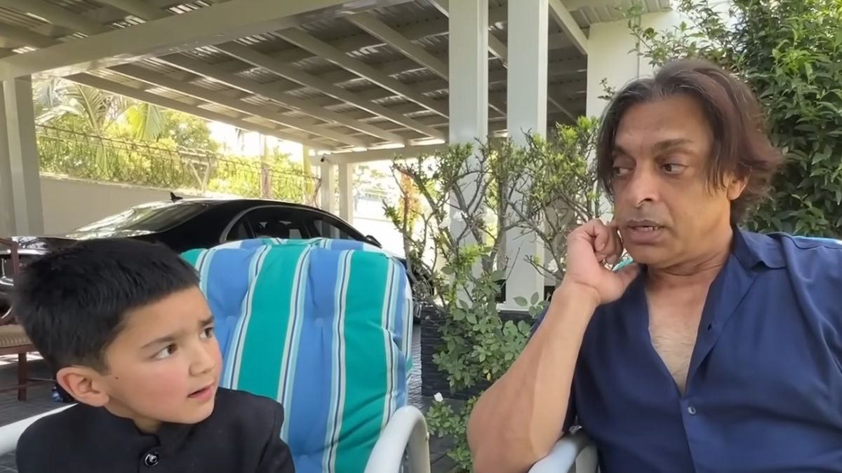 Shoaib Akhtar’s Meet And Greet With Pakistan’s Youngest Vlogger Shiraz ...