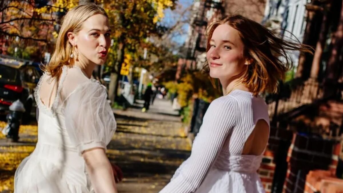 13 Reasons Why Actor Tommy Dorfman Reveals She Got Married To Elise In ...