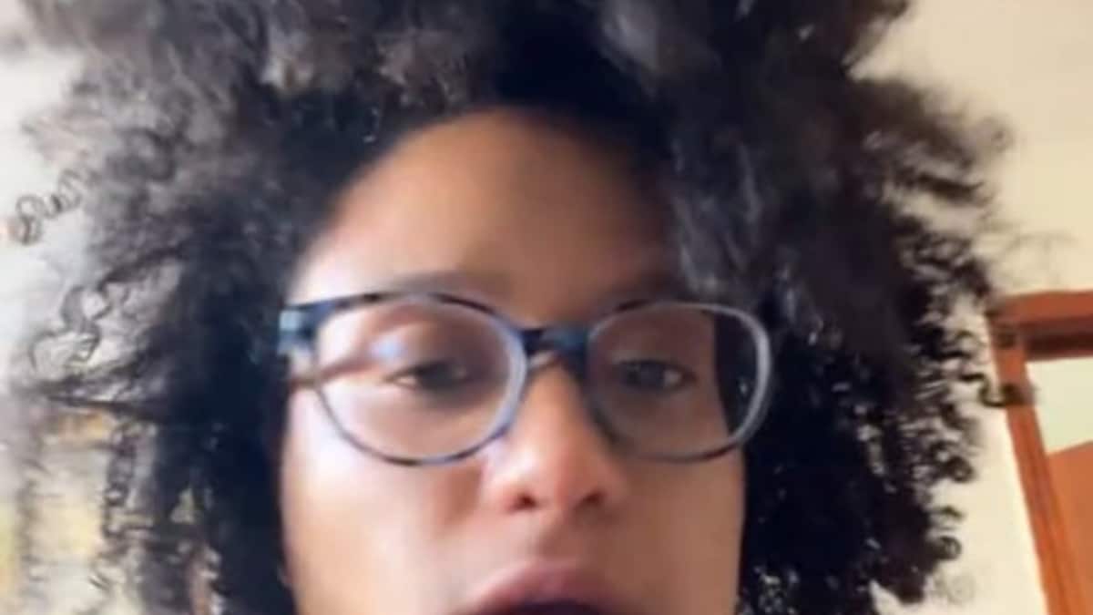 'Can't Touch Me': US Teacher, Who Sent Over 20,000 'Late-Night Texts ...