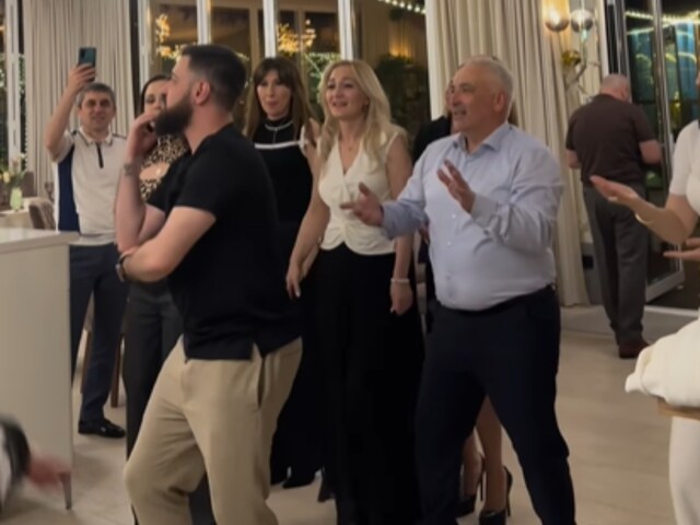 Video Of Russian People Grooving To Mithun Chakraborty’s Jimmy Jimmy Is ...