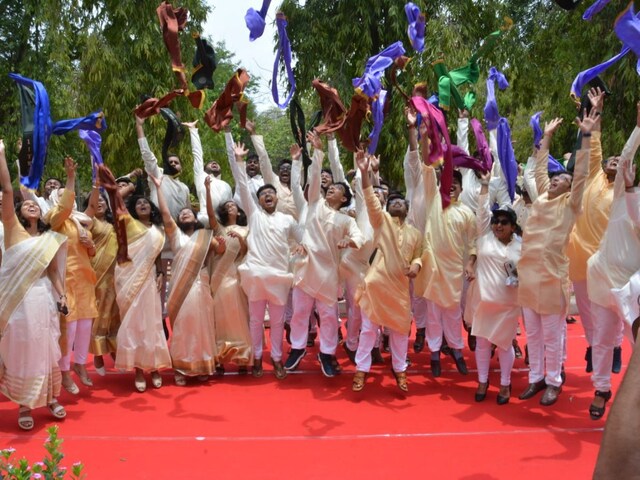 IIT Kanpur Confers Degrees on 2332 Graduates During 57th Convocation ...