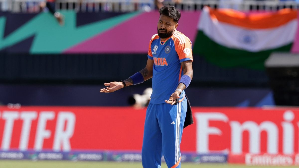 IND vs PAK: Hardik Pandya Celebrates With A Cold Shrug of The Shoulder ...