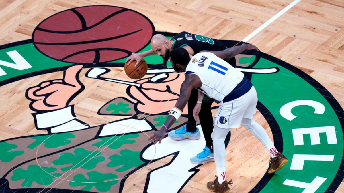 Boston Celtics Beat Dallas Mavericks 105-98 for 2-0 NBA Finals Lead ...